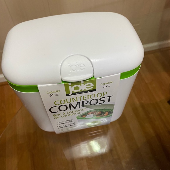 Joie | Kitchen | Brand New Joie Countertop Compost Bin Capacity 9 Oz ...